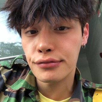 뭘해도 잘생긴 모델 정혁 - 스카이파크