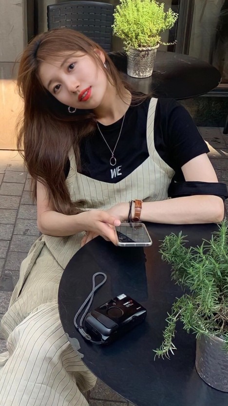 수지 여친짤 ㄷㄷ - 스카이파크